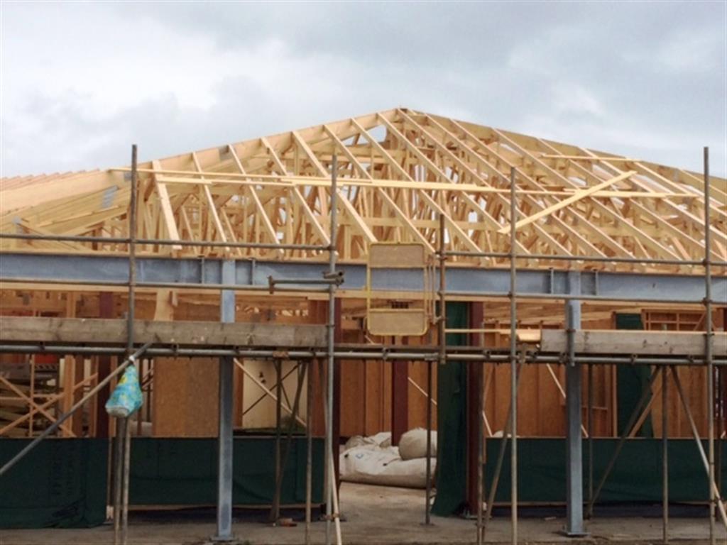 Fforest Timber Engineering :: TIMBER FRAME CONSTRUCTION